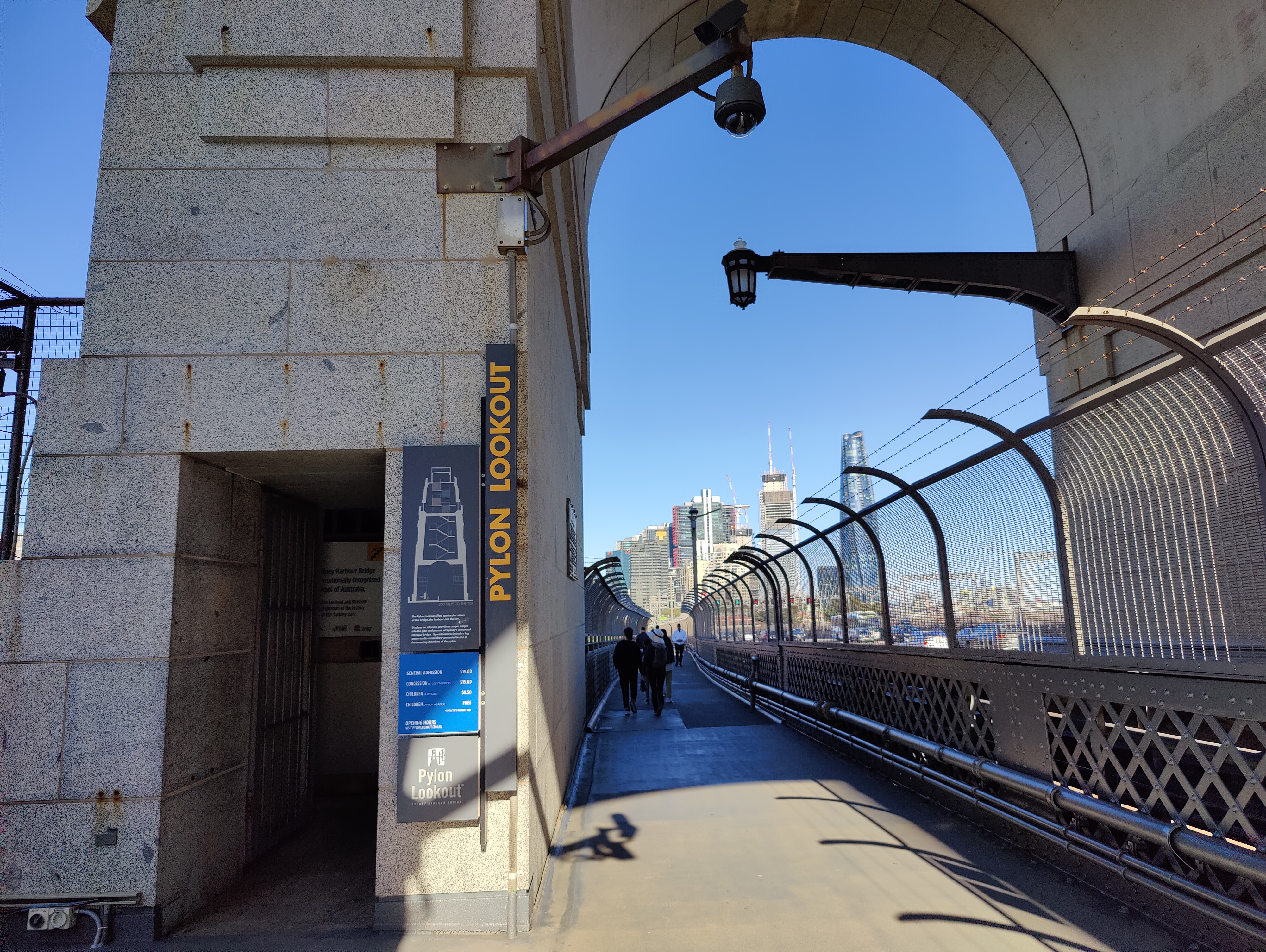 Pylon Lookout – Life Travel Fantasy